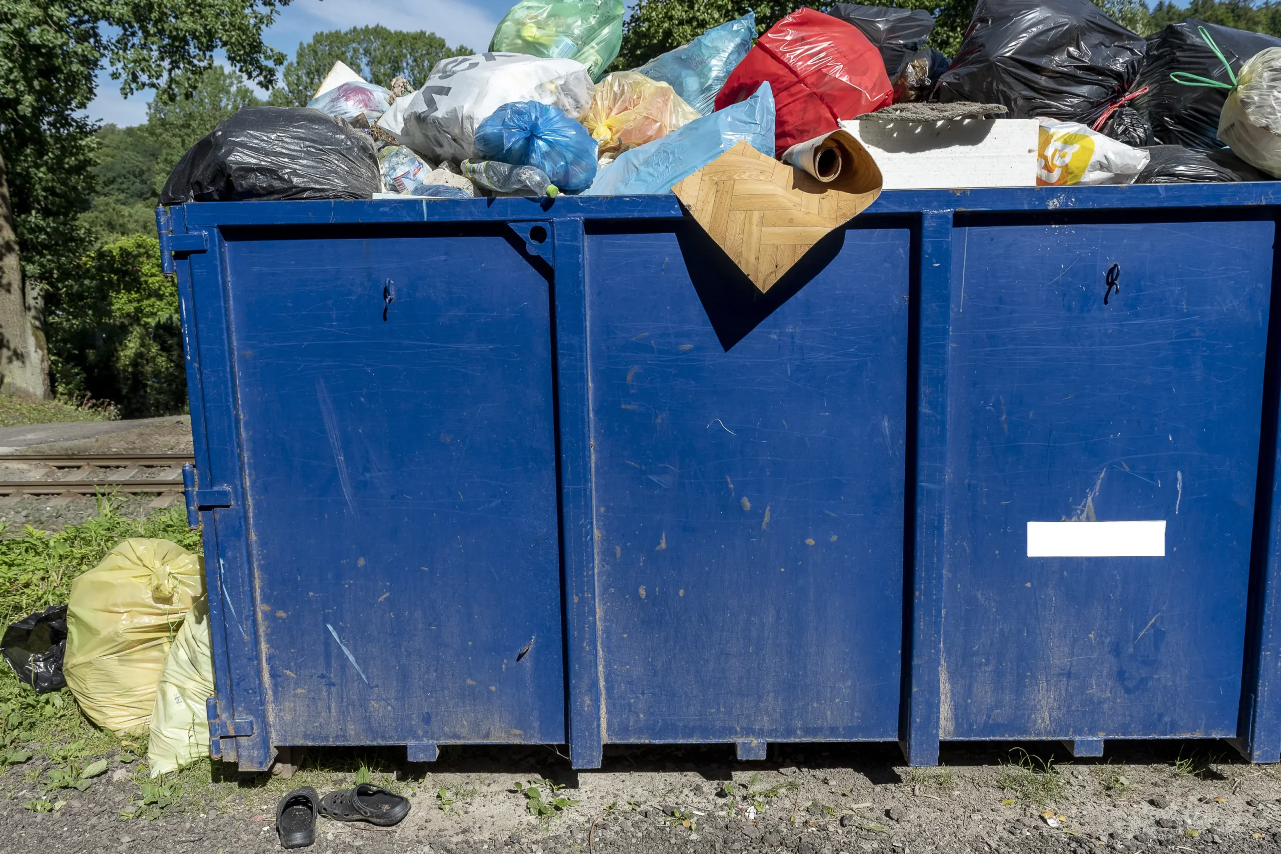 Dumpster Rental Guide: Allowed vs. Prohibited Waste Items